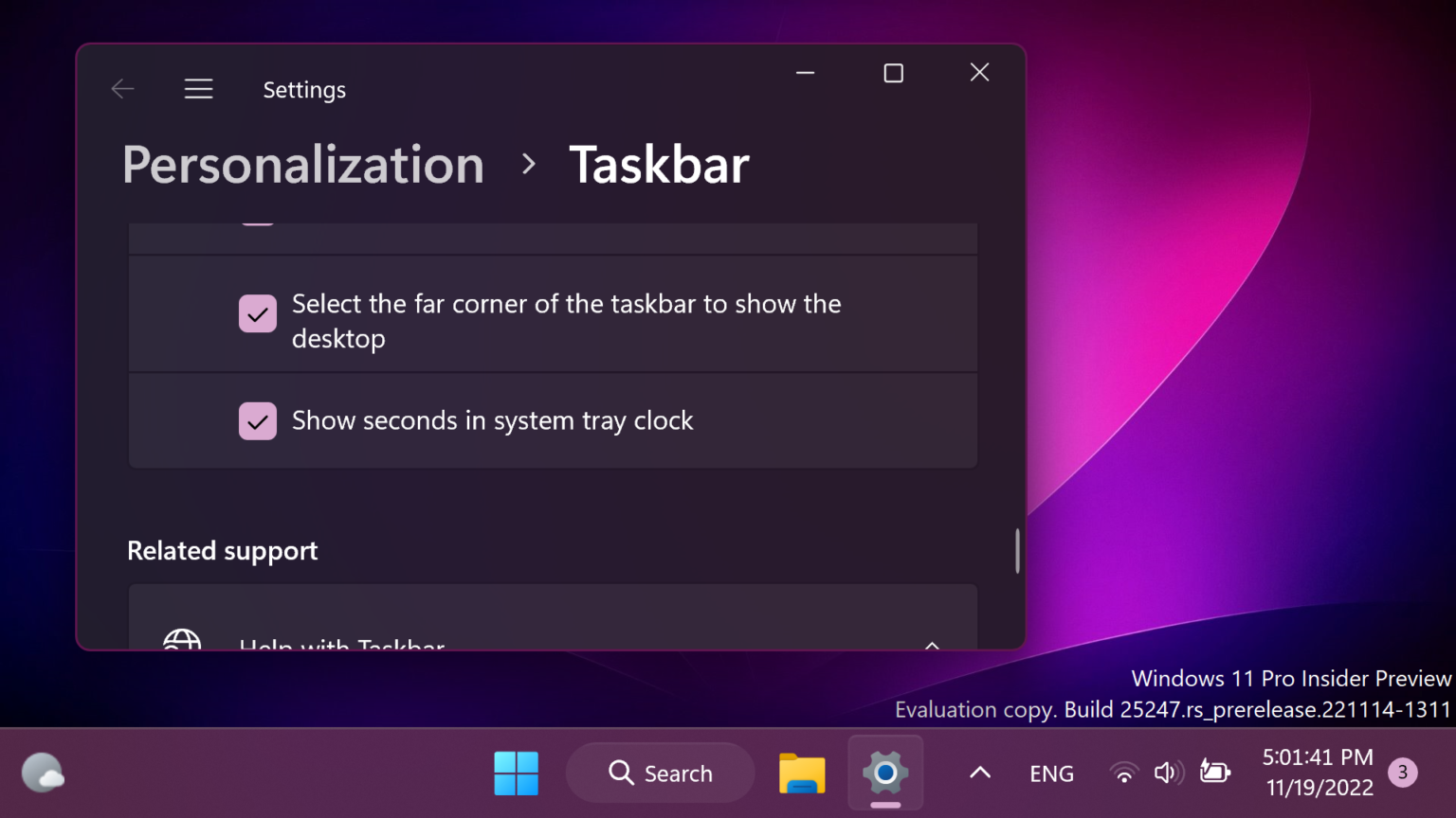How to Enable Clock with Seconds in System Tray in Windows 11 25247 ...
