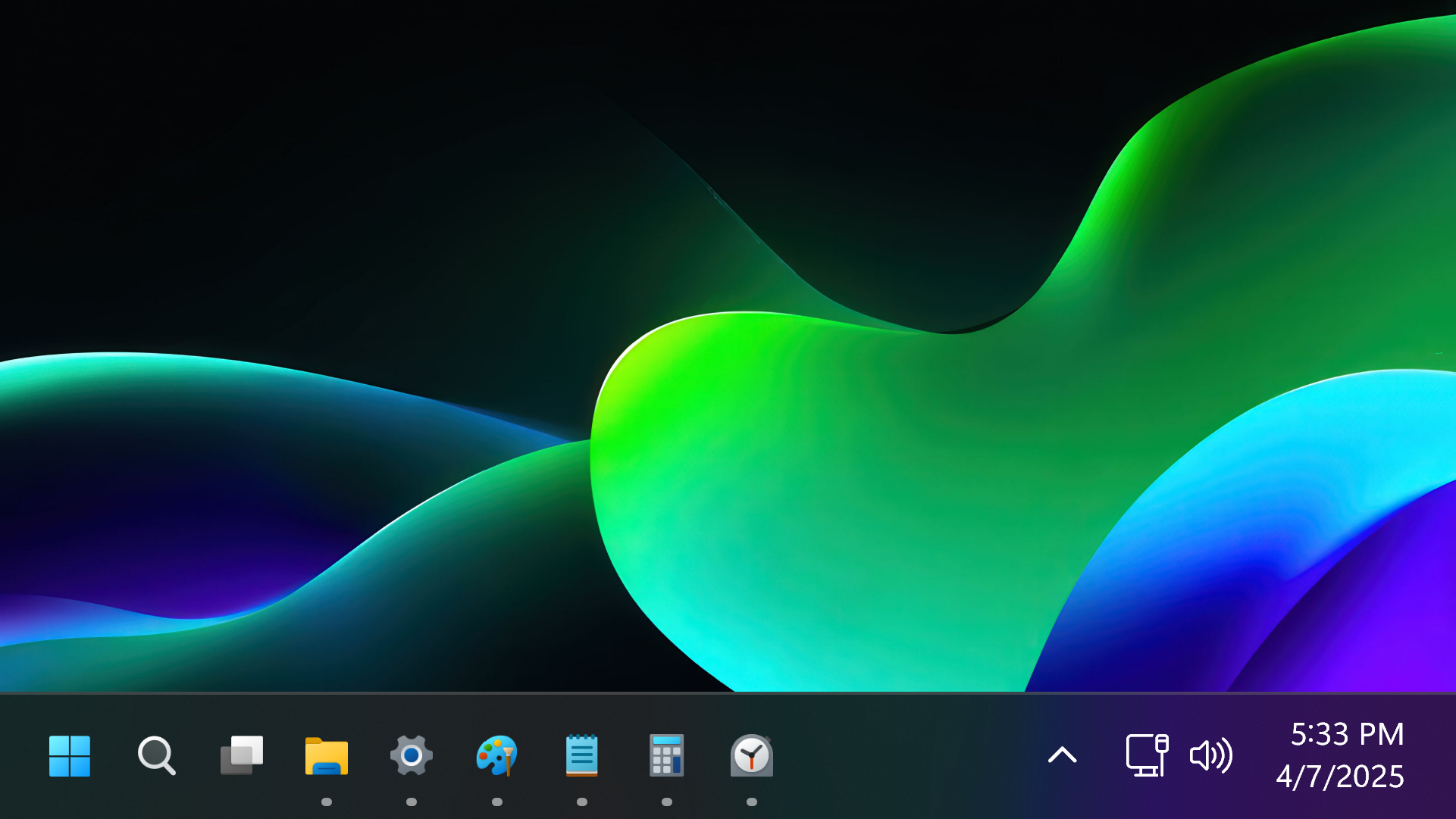 How to Enable the New Small Taskbar Buttons in Windows 11 (Beta/Dev) - Tech Based